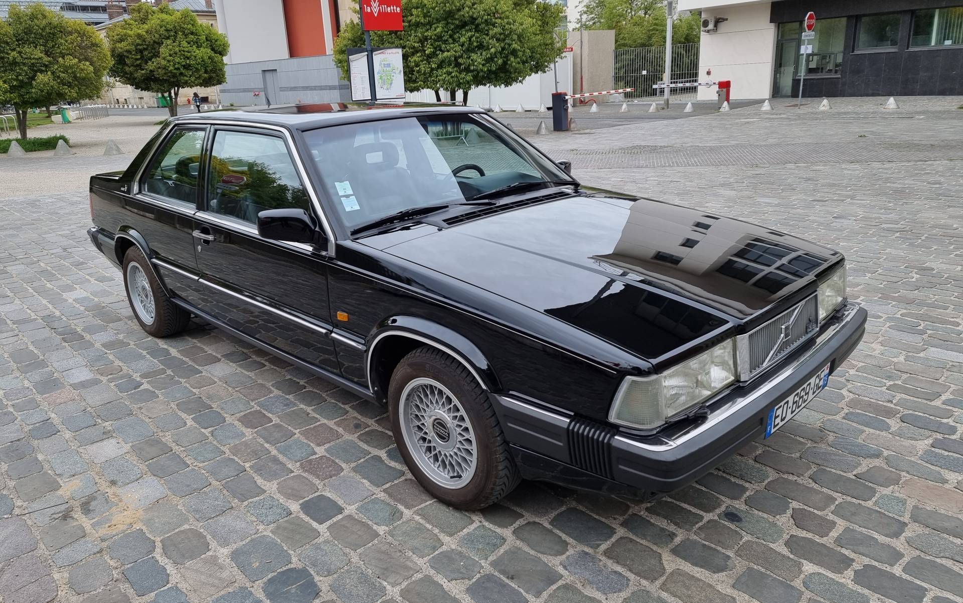 Zu Verkaufen: Volvo 780 Bertone 2.8 V6 (1990) angeboten für 26.500
