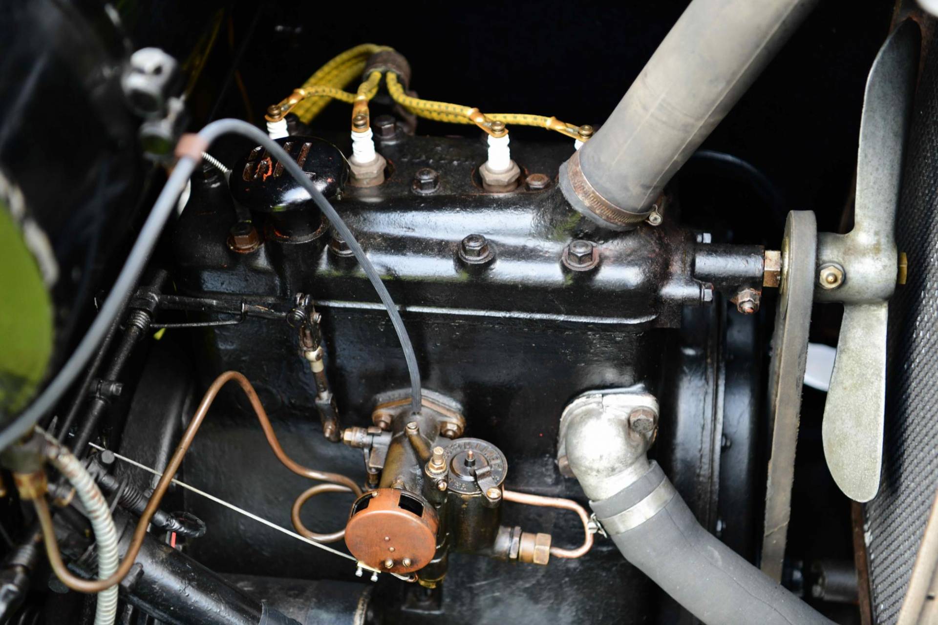 En Venta: Standard Nine (1927) ofrecido por 22.212 EUR