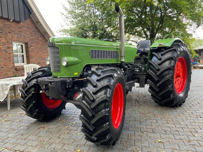 For Sale: Fendt Favorit 4 (1965) offered for Price on request