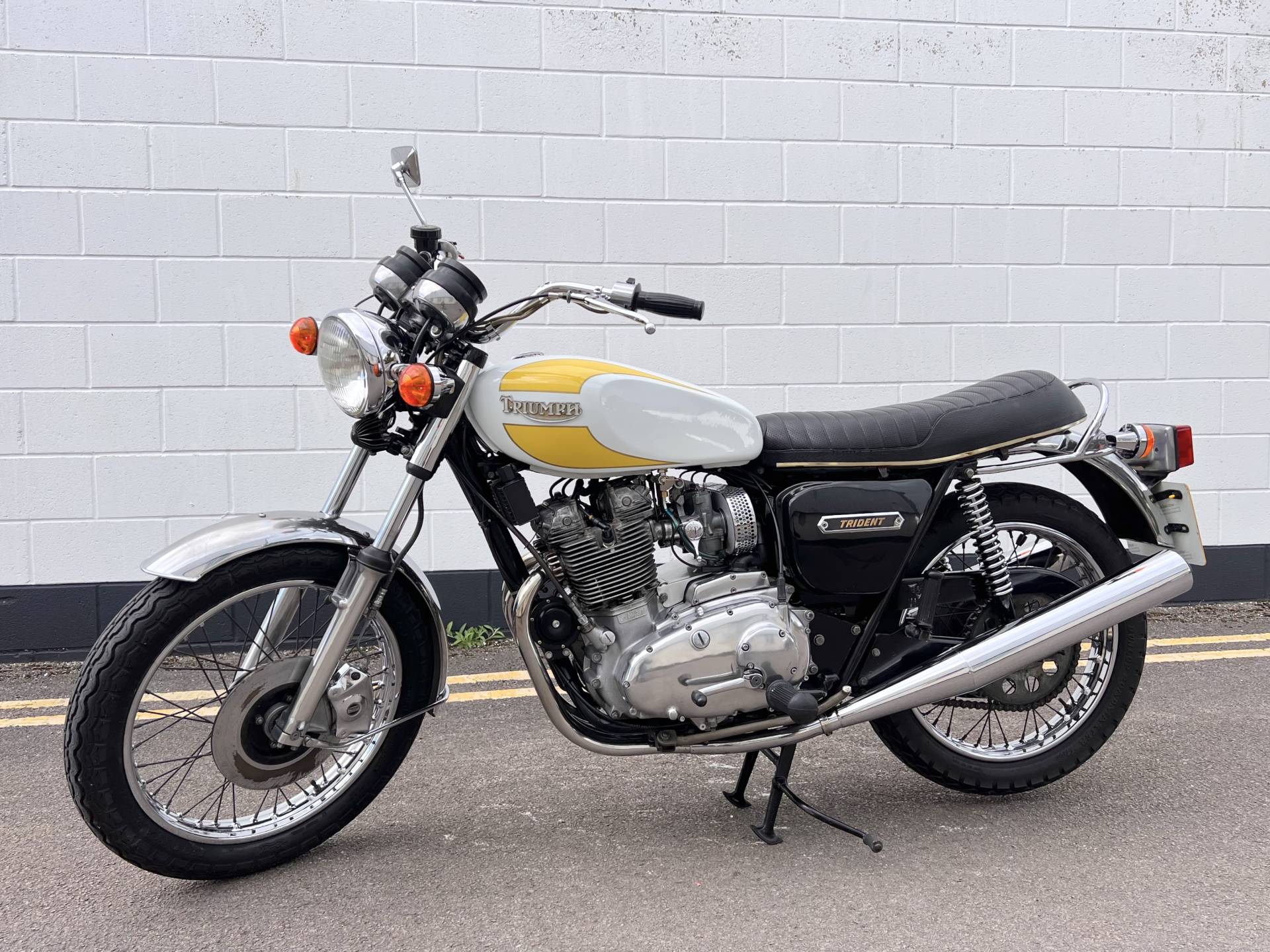 For Sale: Triumph T 160 Trident (1975) offered for £9,999