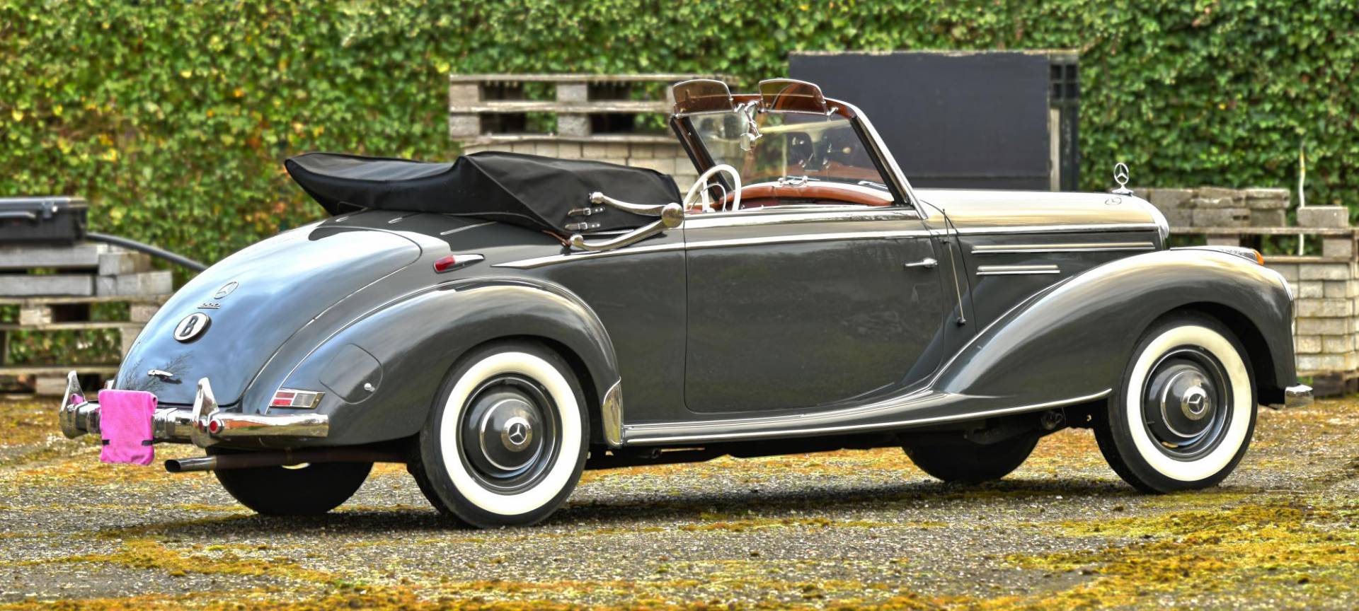 Mercedes-Benz 220 W 187 Oldtimer kaufen - Classic Trader