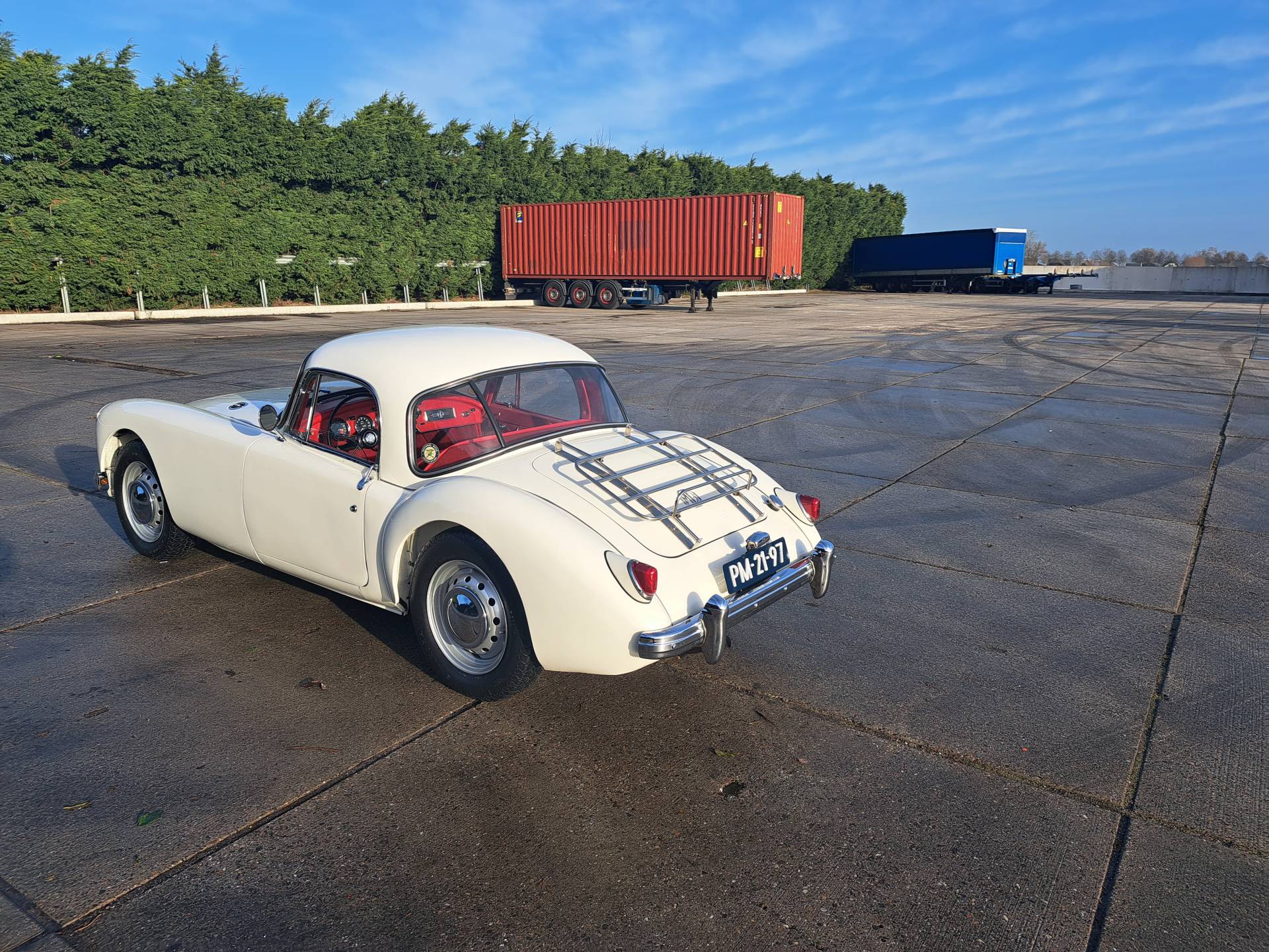 En venta: MG MGA 1500 (1957) offered for 28.500