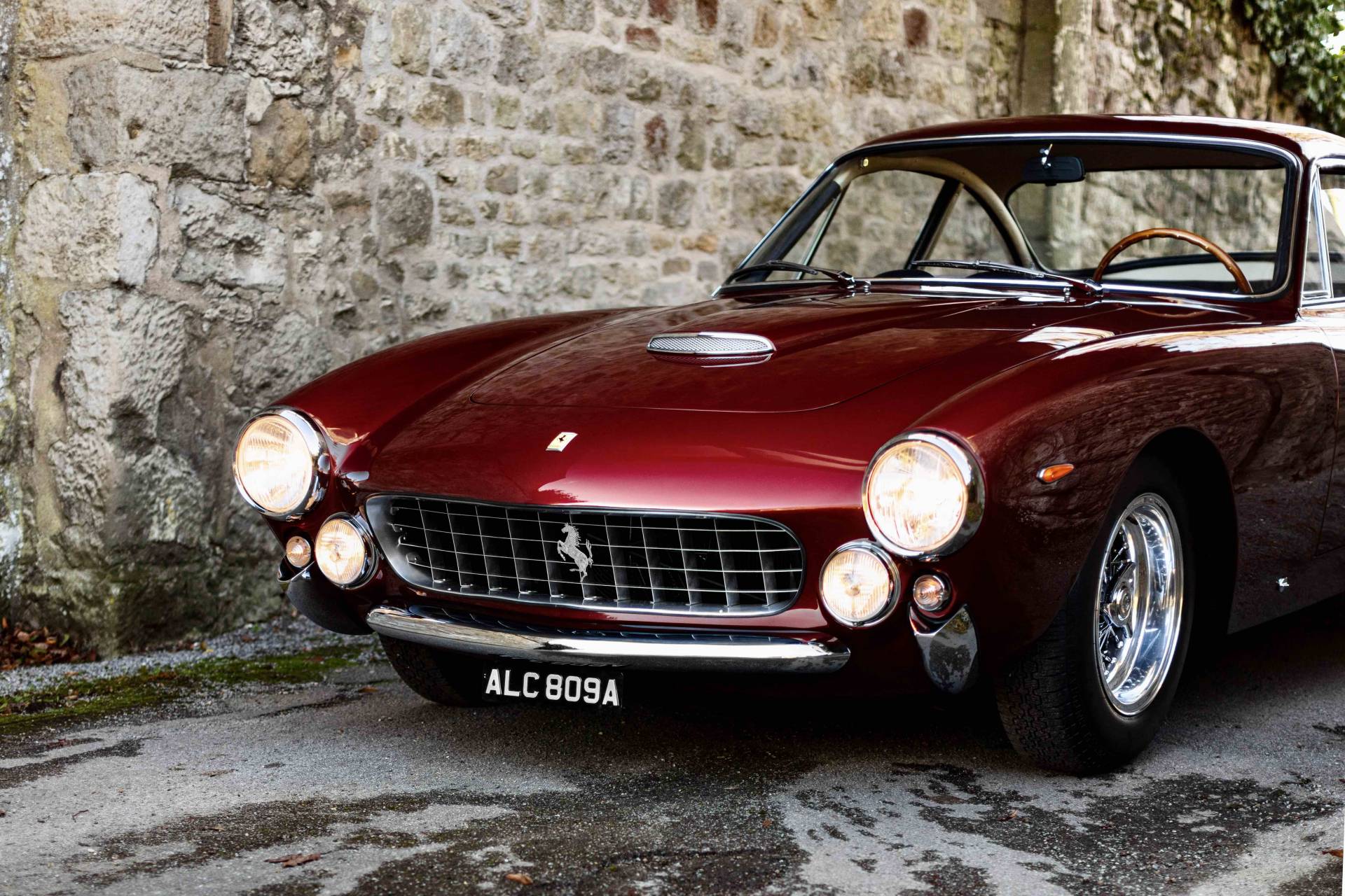 Vendido: Ferrari 250 GT Berlinetta Lusso (1964) - Classic Trader