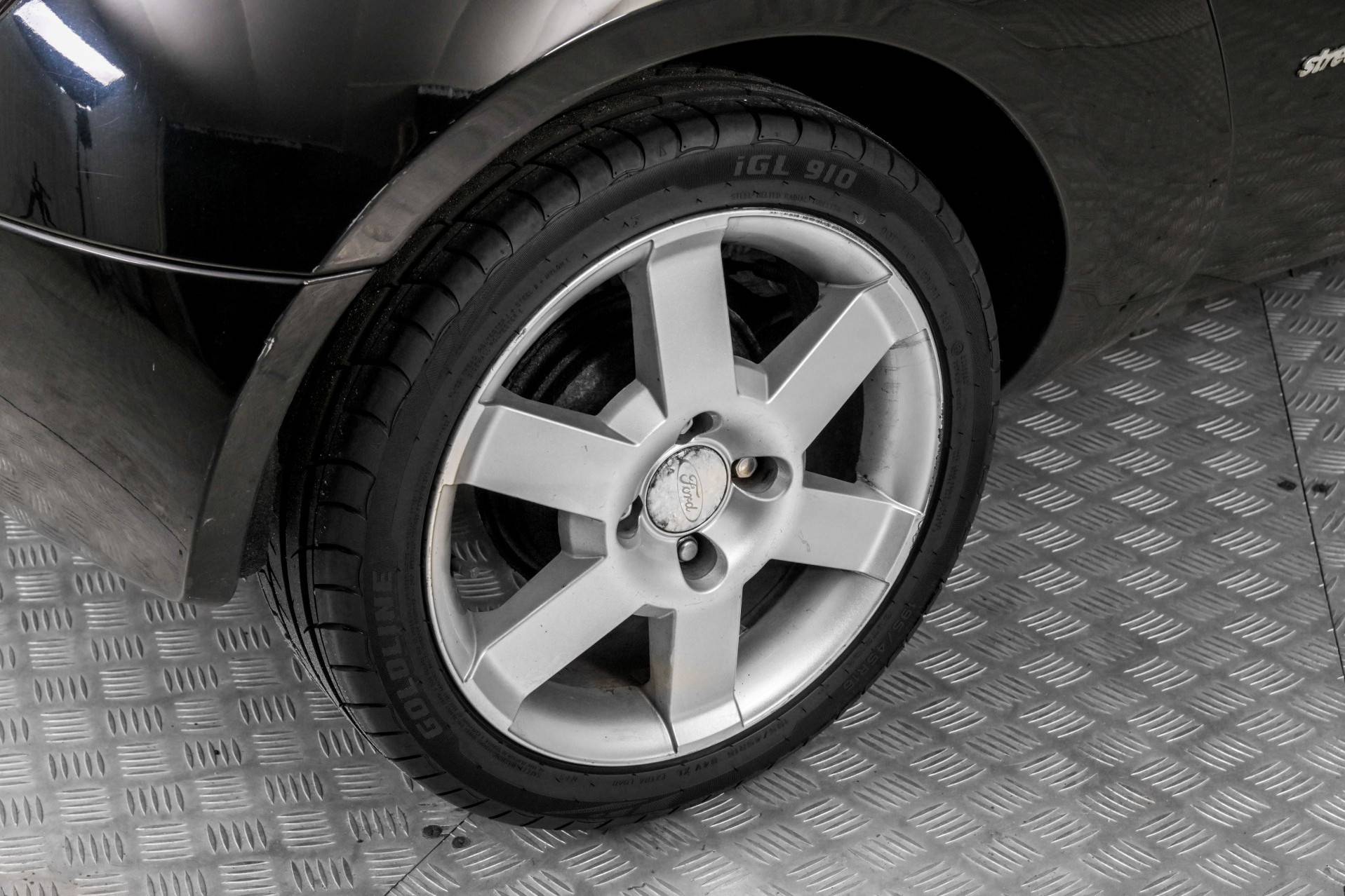 For Sale: Ford Streetka (2003) offered for GBP 3,470