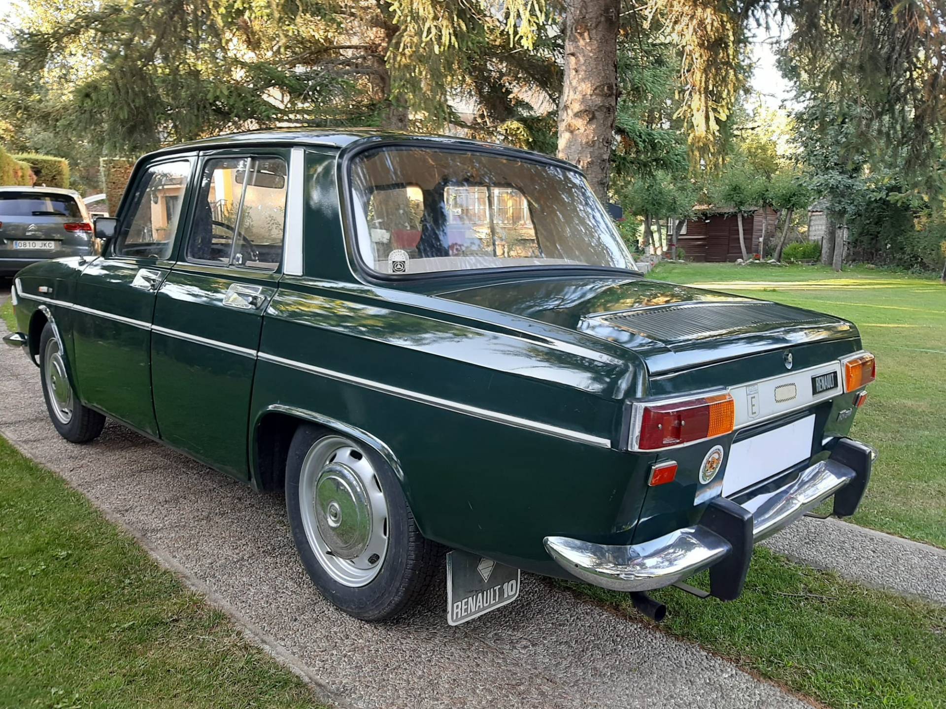 For Sale: Renault R 10 1100 (1967) offered for GBP 4,970