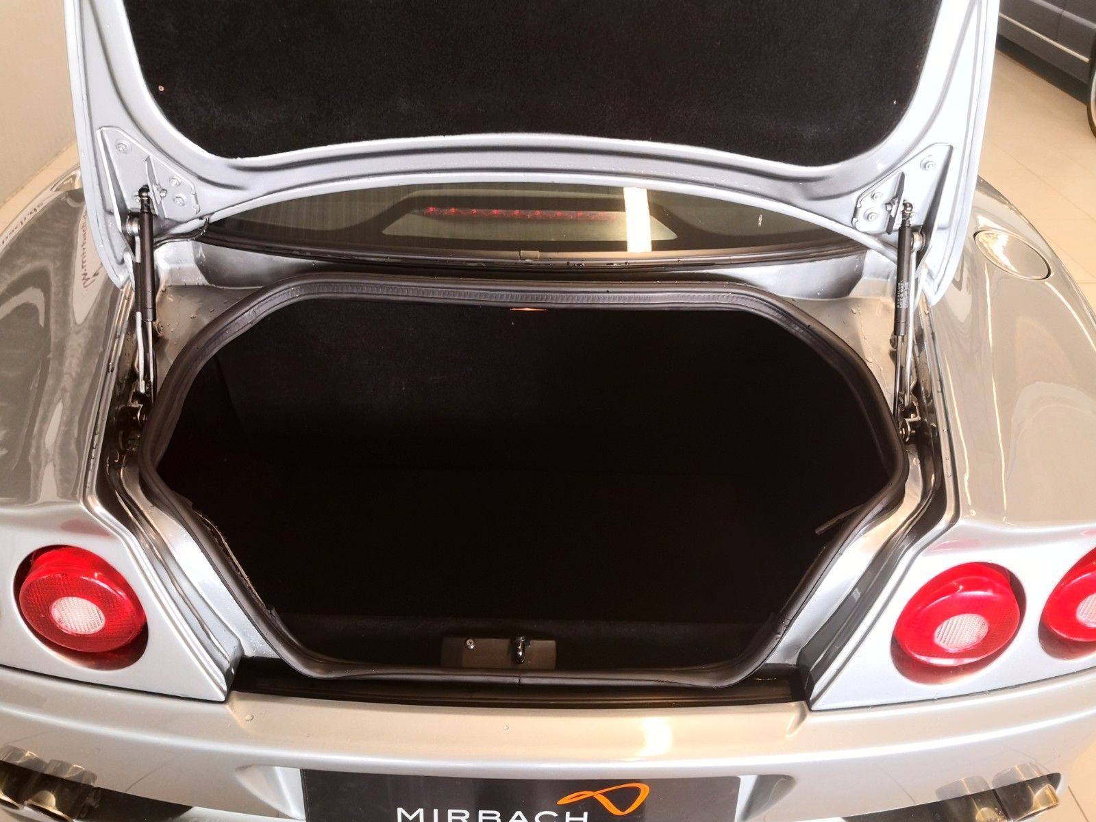 For Sale: Ferrari 575 Maranello F1 (2003) offered for GBP 70,248