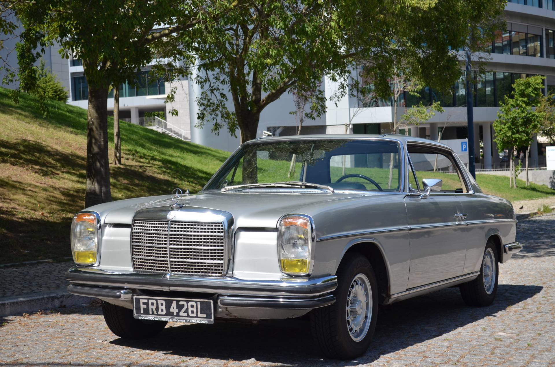 For Sale: Mercedes-Benz 280 CE (1972) offered for GBP 13,290