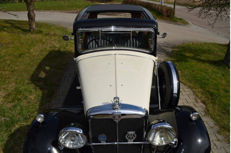For Sale: Morris Sixteen (1935) offered for £17,887