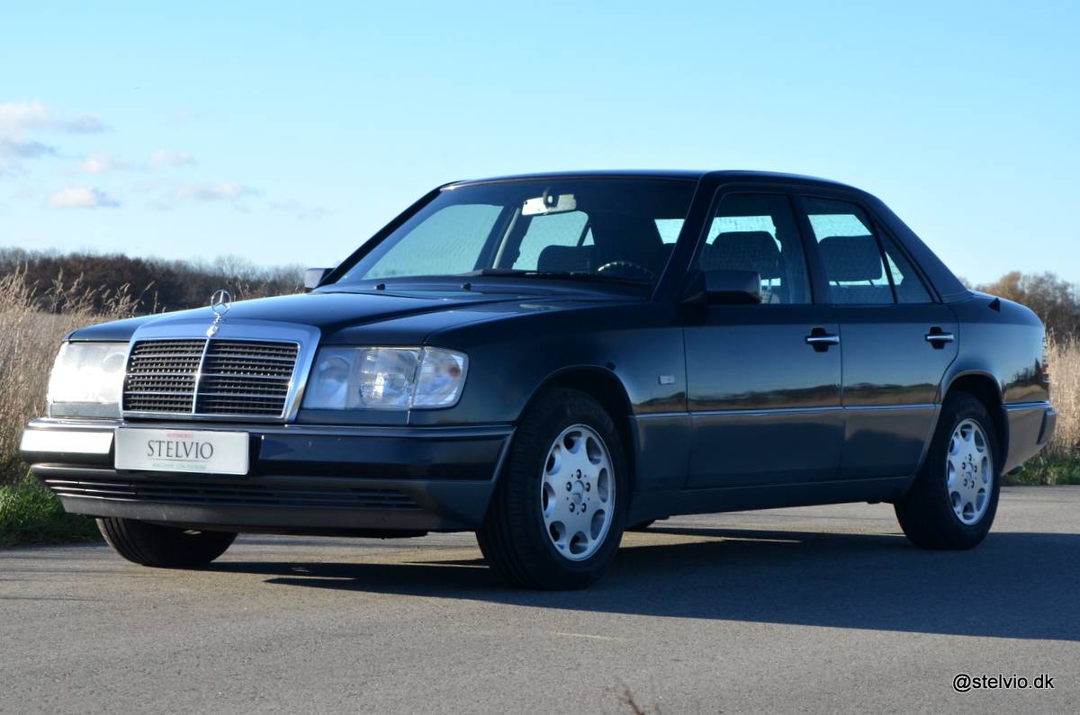 For Sale: Mercedes-Benz 400 E (1992) offered for GBP 27,572