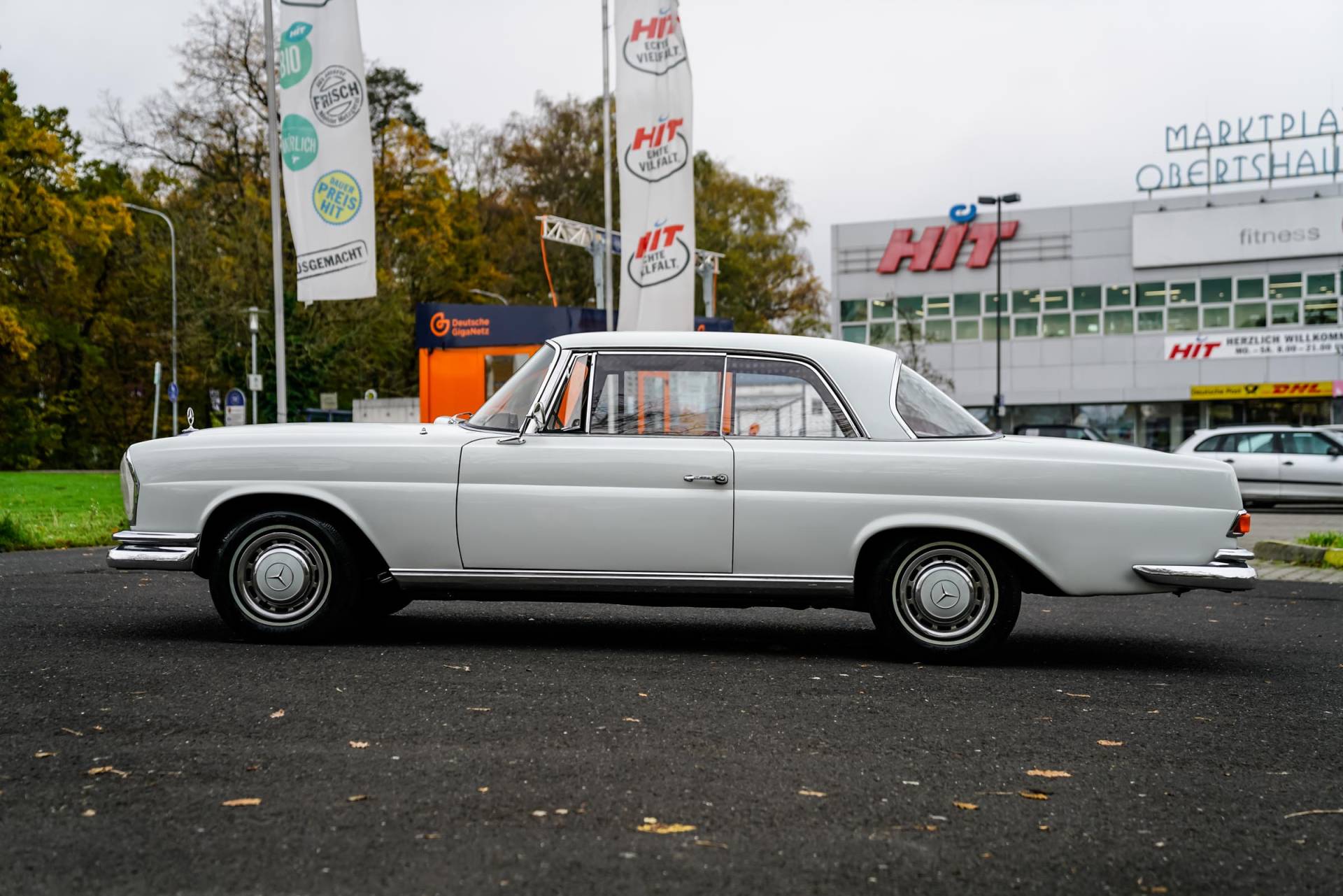 Te koop: Mercedes-Benz 220 SE b (1964) aangeboden voor € 46.000