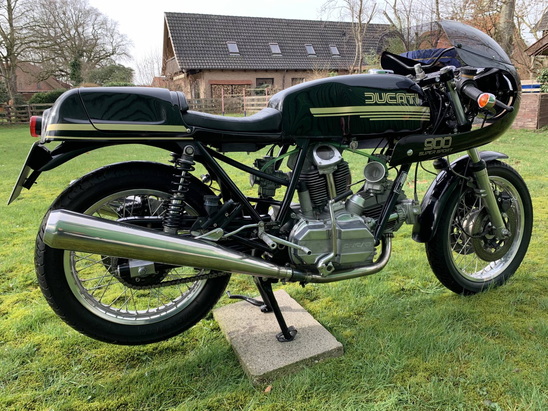 For Sale: Ducati 900 MHR (1983) offered for AUD 29,480