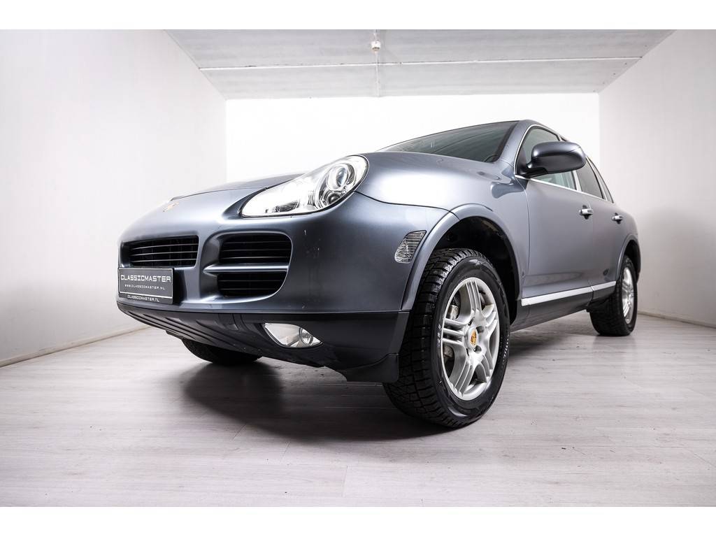 For Sale: Porsche Cayenne S (2004) offered for GBP 14,168