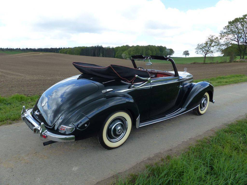 Mercedes-Benz 220 W 187 Oldtimer kaufen - Classic Trader