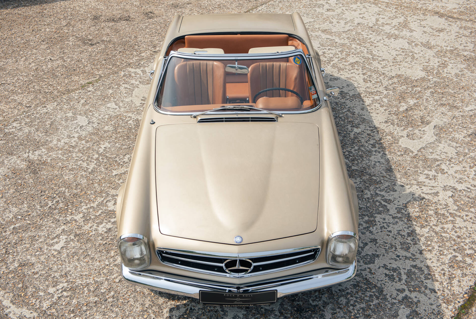 For Sale: Mercedes-Benz 250 SL (1967) offered for £104,952