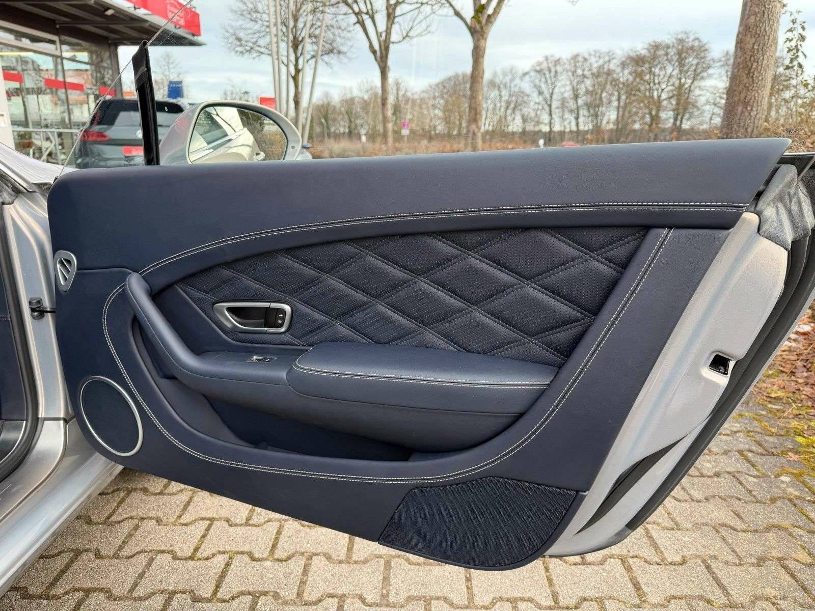 For Sale: Bentley Continental GT (2012) offered for $118,806