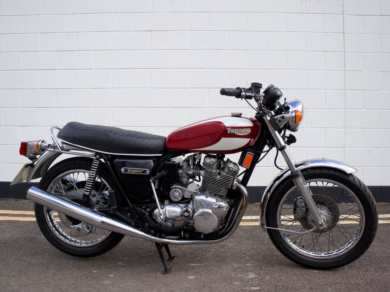 Triumph T 160 Trident (1975) für 13.810 EUR kaufen
