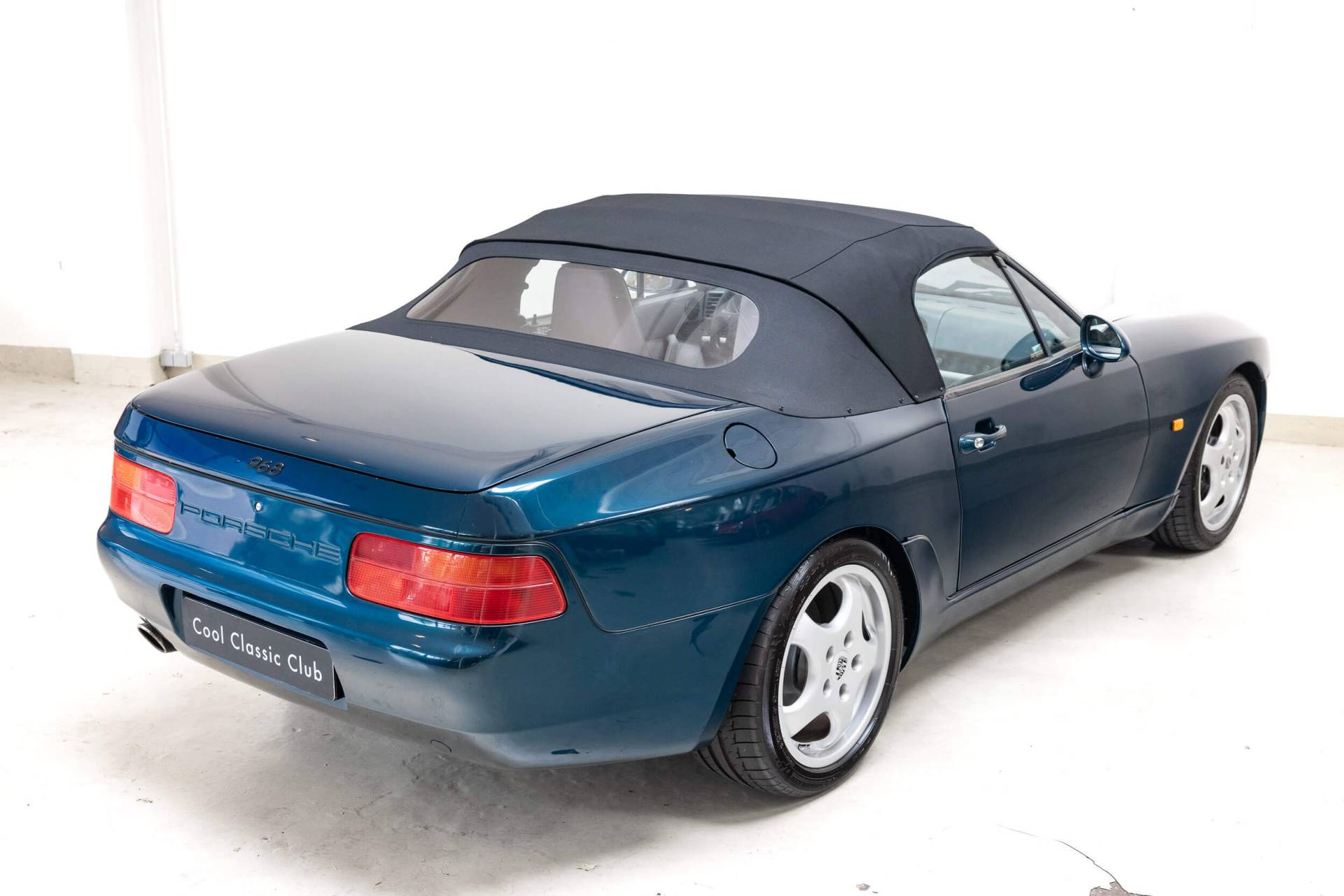 For Sale: Porsche 968 (1992) offered for £34,102