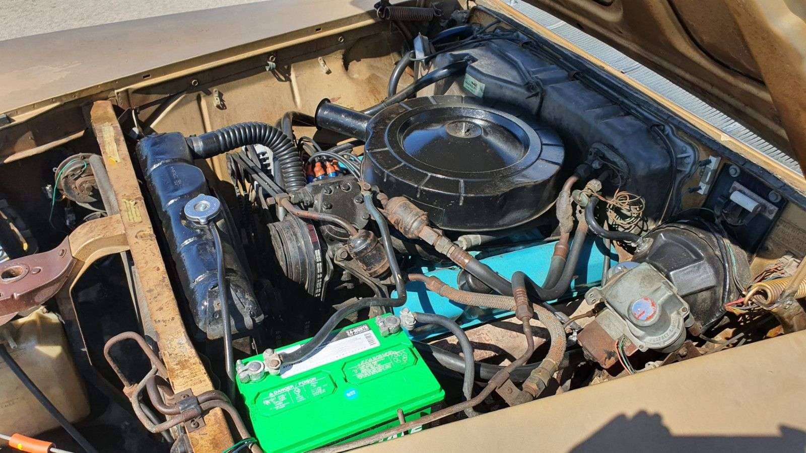 For Sale: Imperial Le Baron Hardtop (1963) offered for GBP 14,783