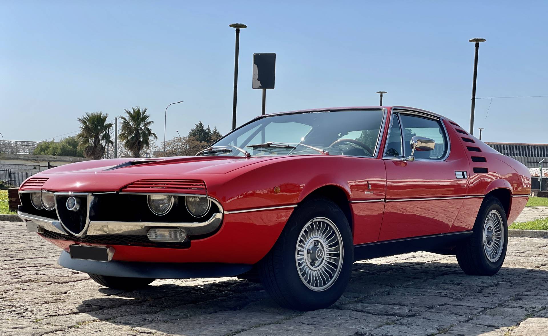 Alfa Romeo Montreal Oldtimer kaufen - Classic Trader