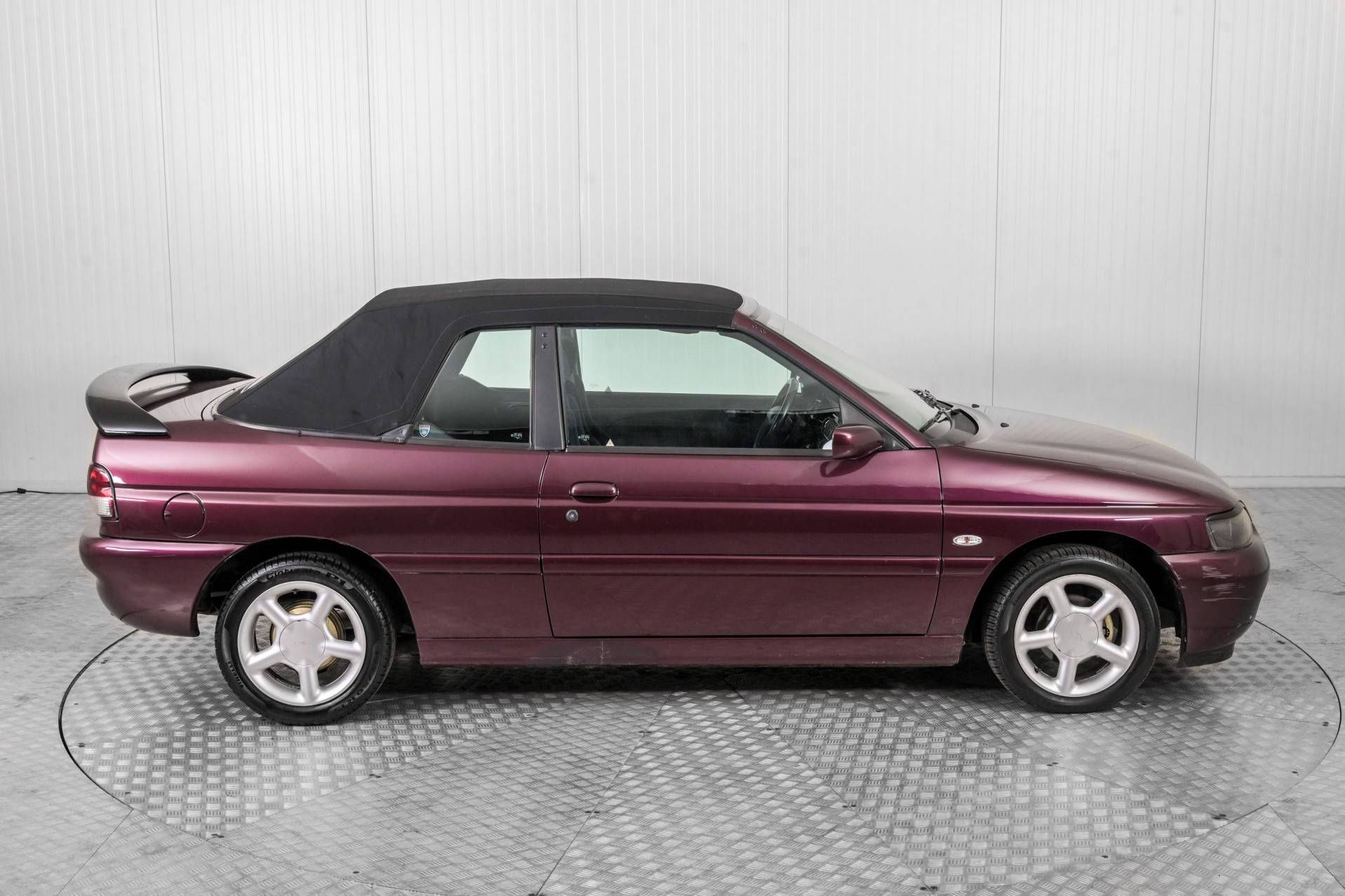 Ford Escort 1.8 XR3i (1996) en vente pour 2 990 EUR