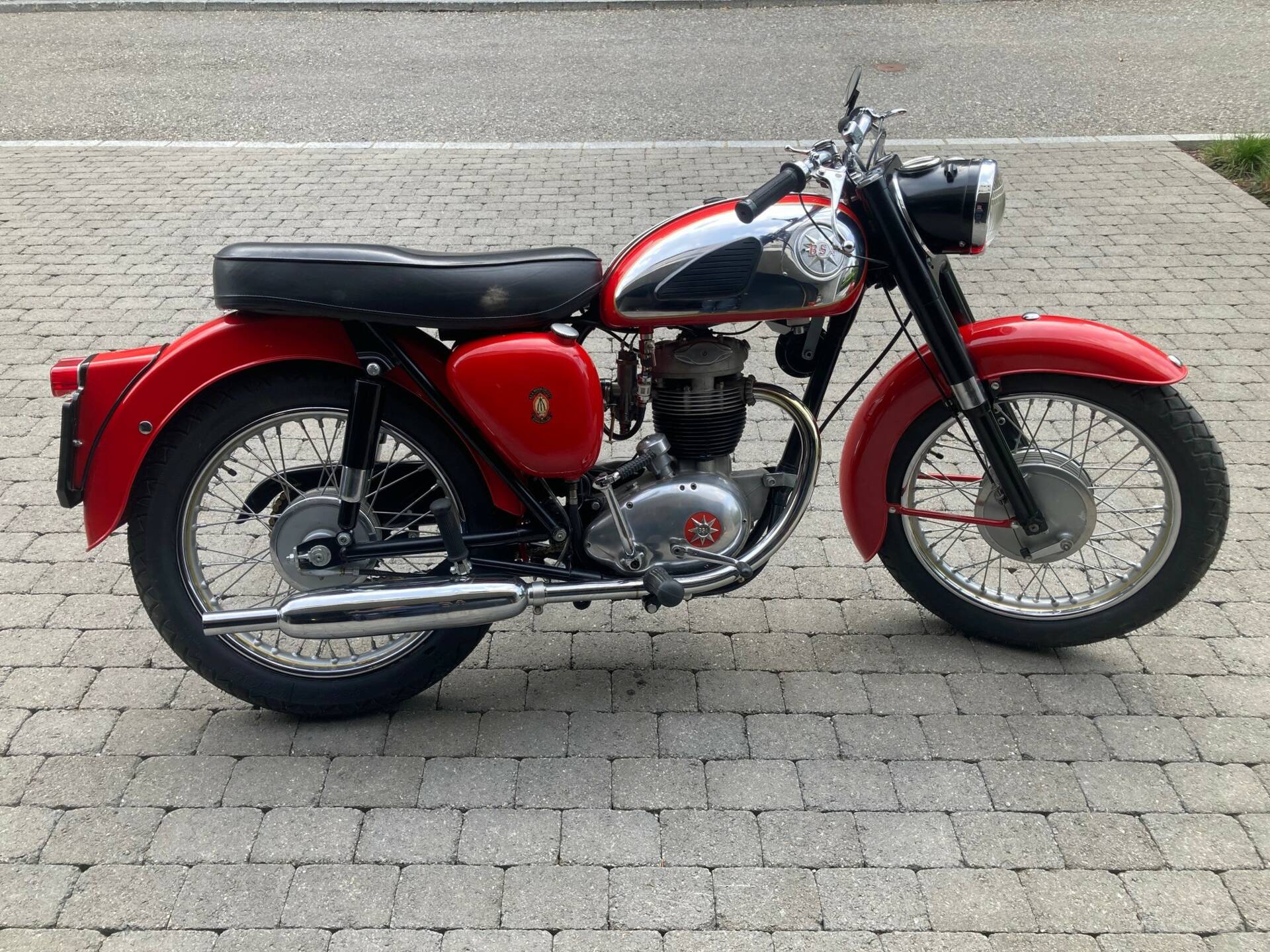 Zu Verkaufen: BSA B 40 (1963) angeboten für 12.545