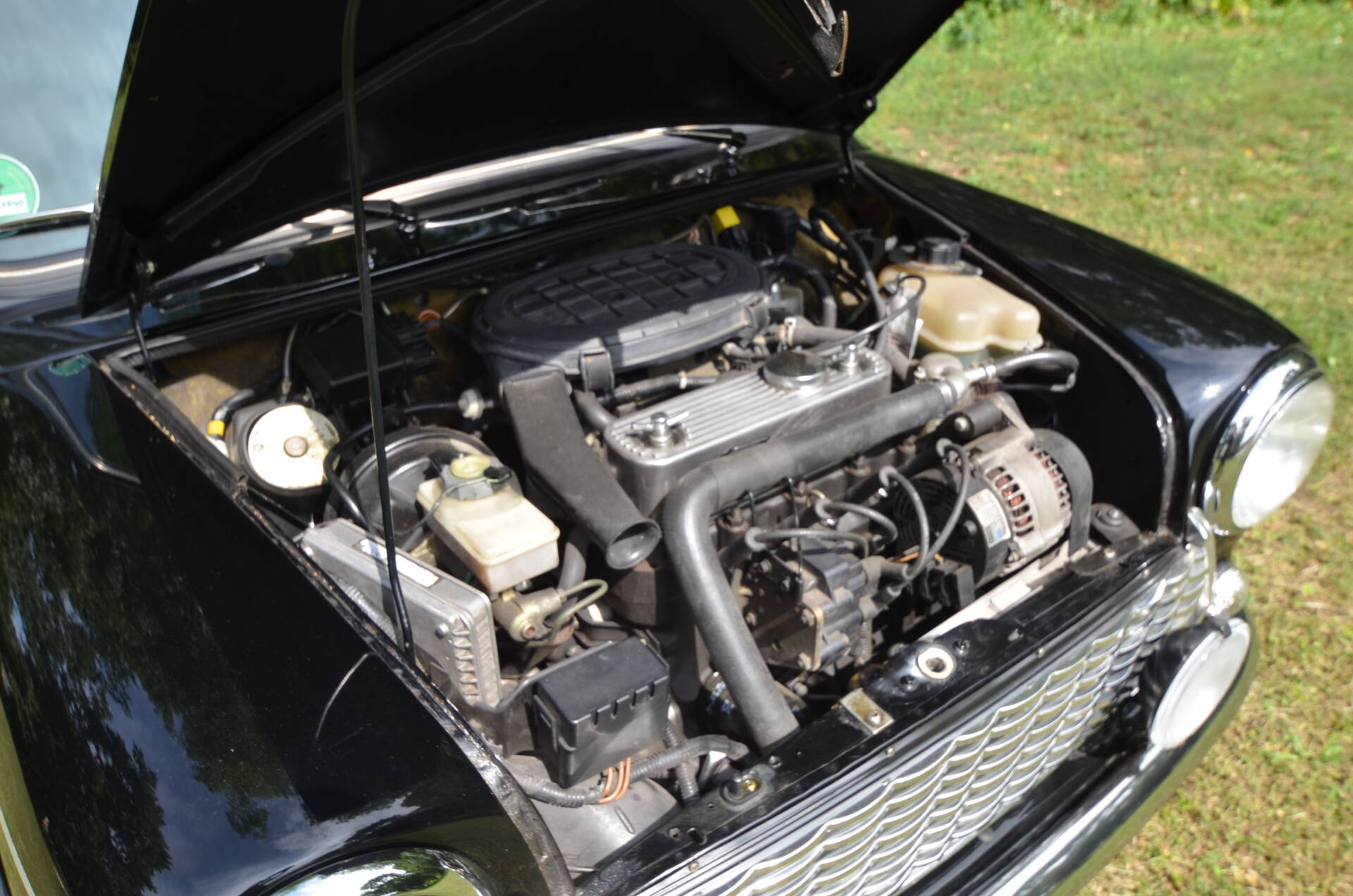 For Sale: Mini Cooper 1.3i MPI (2000) offered for £19,787