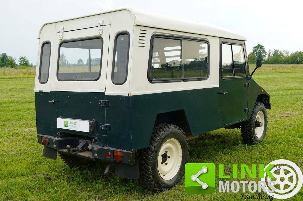 UMM Cournil Entrepreneur (1985) en vente pour 8 500