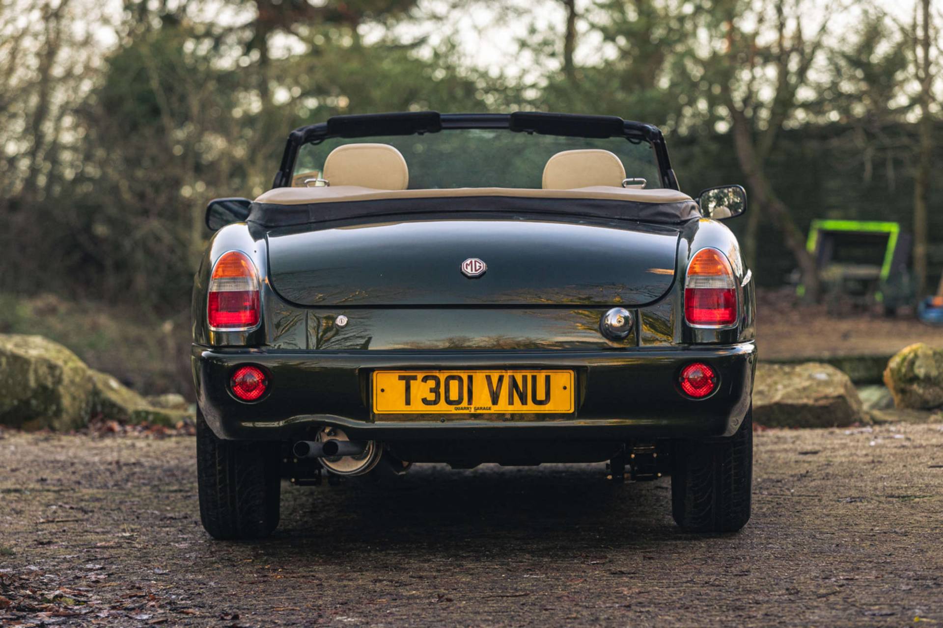 MG RV8 (1999) kopen - Classic Trader