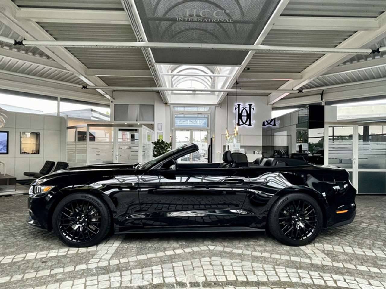 For Sale: Ford Mustang 2.3 Ecoboost (2017) offered for GBP 34,021