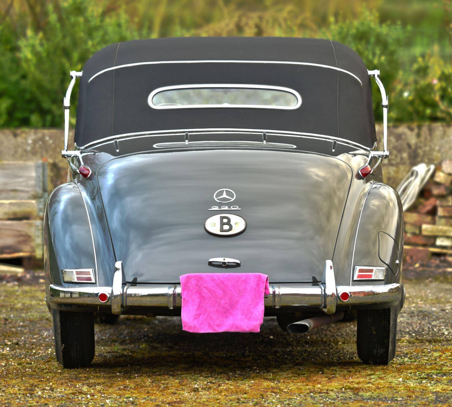 Mercedes-Benz 220 W 187 Oldtimer kaufen - Classic Trader