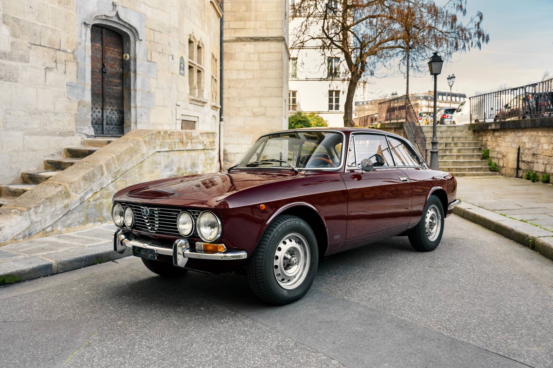 Te koop: Alfa Romeo 2000 GT Veloce (1973) aangeboden voor € 56.000