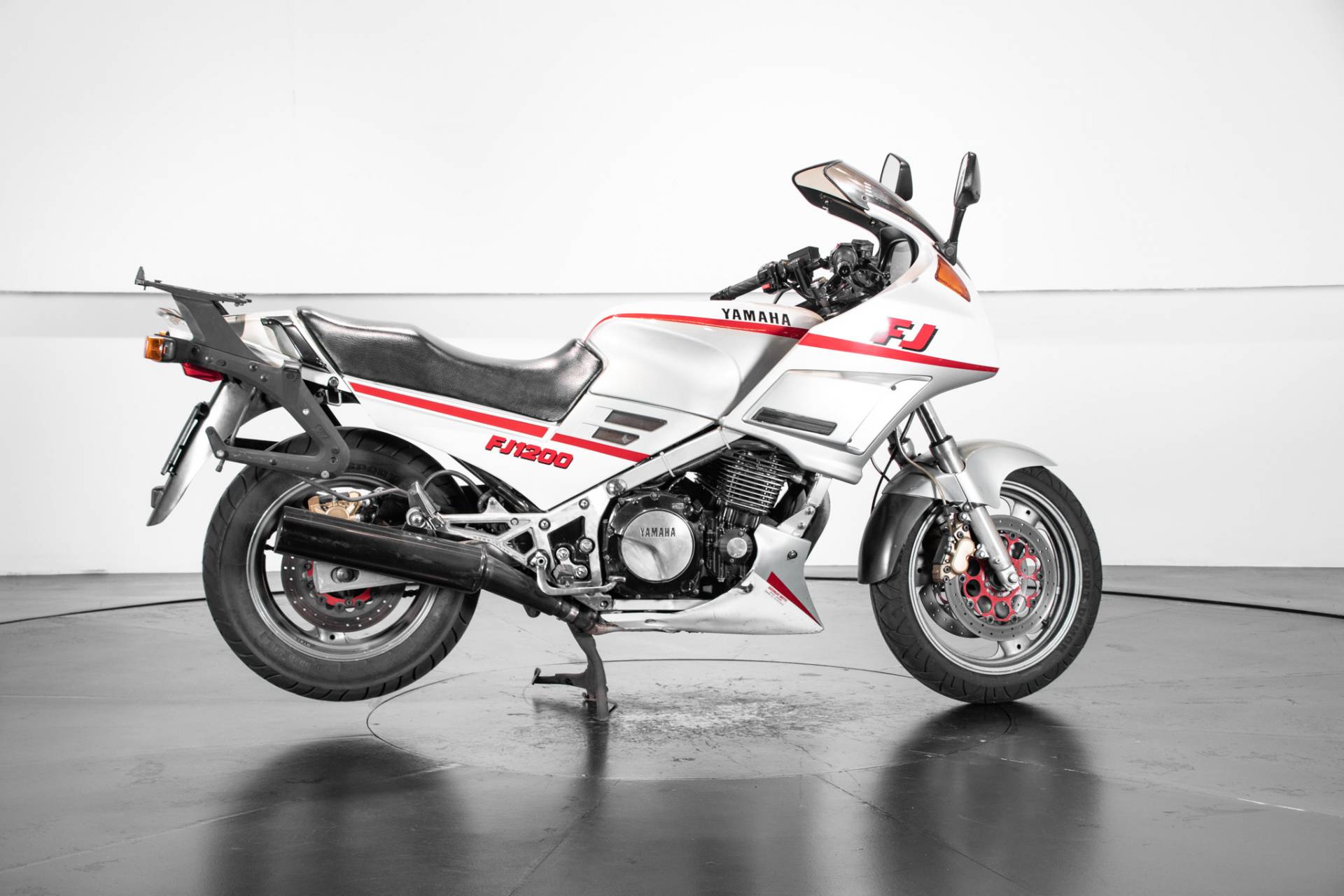 En Venta: Yamaha FJ 1200 (1988) ofrecido por 3.400 EUR