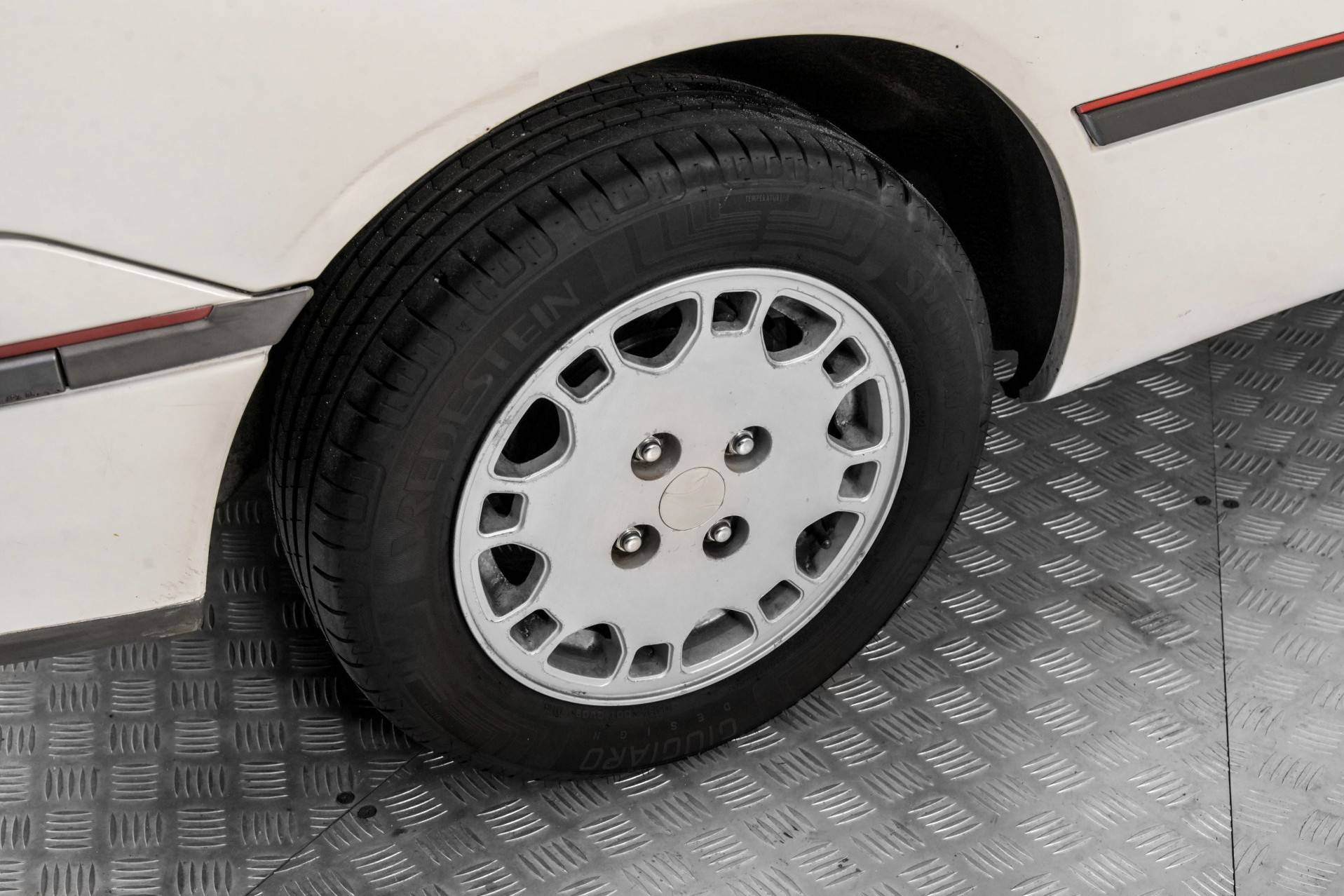 For Sale: Mercury Capri XR2 (1993) offered for GBP 3,414