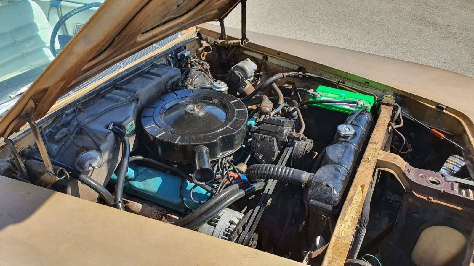 For Sale: Imperial Le Baron Hardtop (1963) offered for GBP 14,783