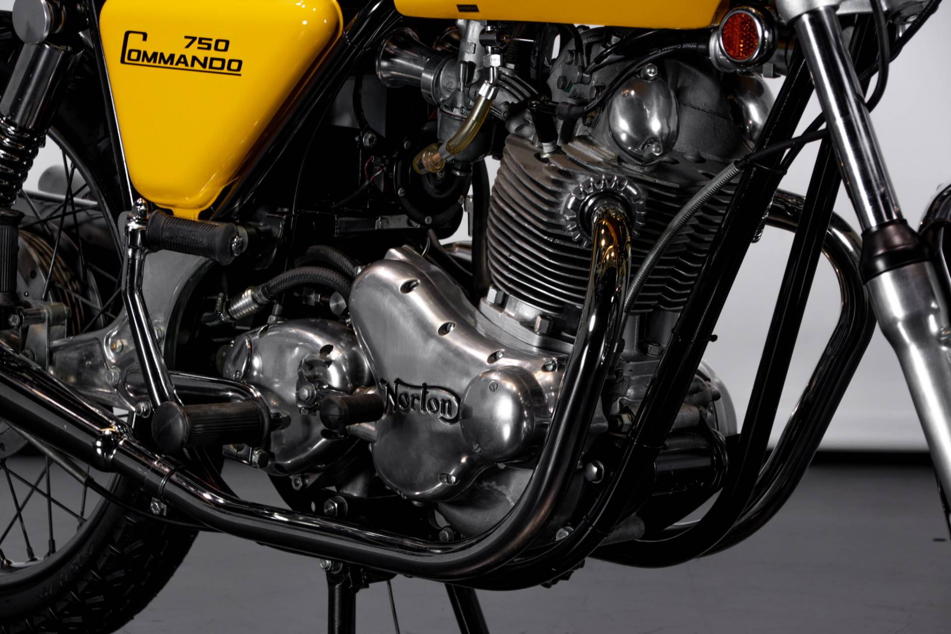 Norton Commando 750 Roadster (1970) für 18.400 EUR kaufen