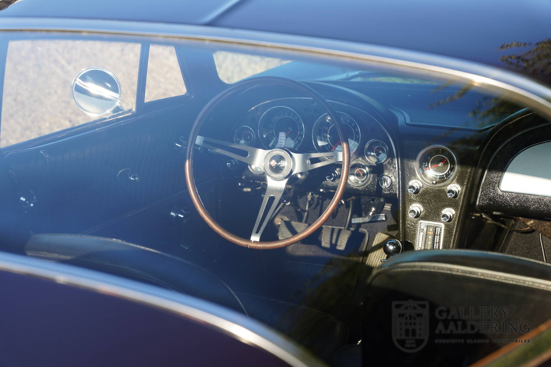 For Sale: Chevrolet Corvette Sting Ray (1964) offered for GBP 95,345