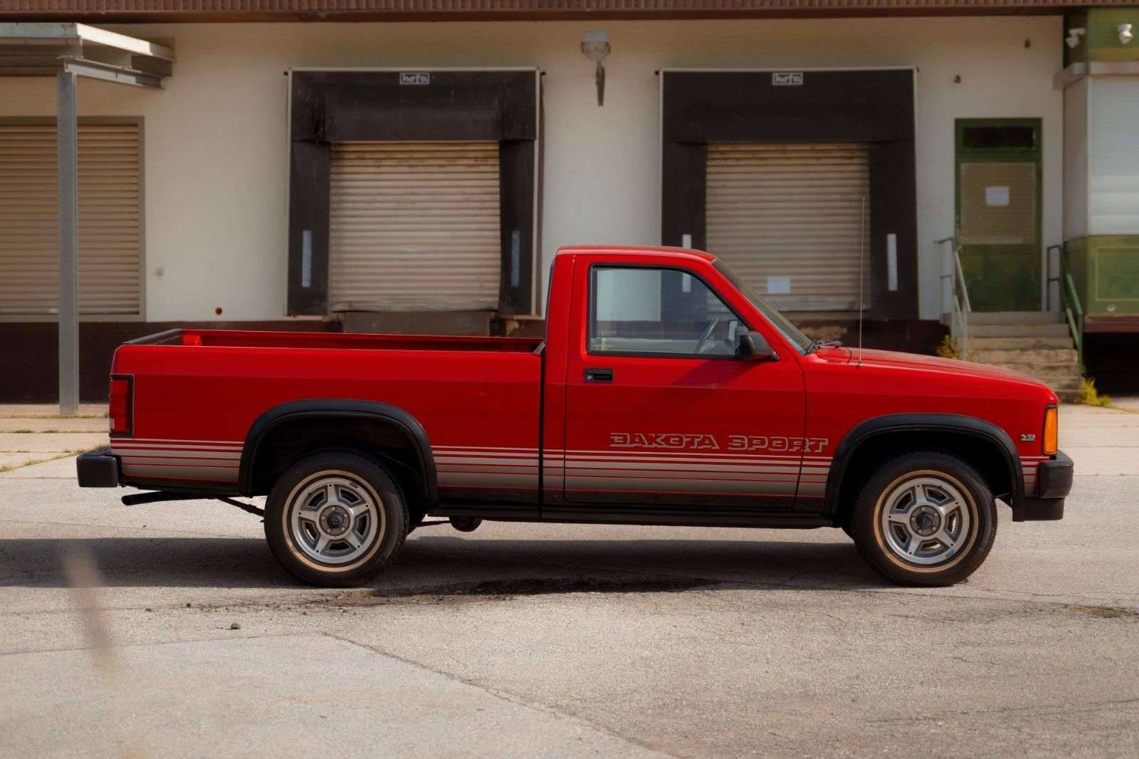 For Sale: Dodge Dakota Sport (1988) offered for £13,899