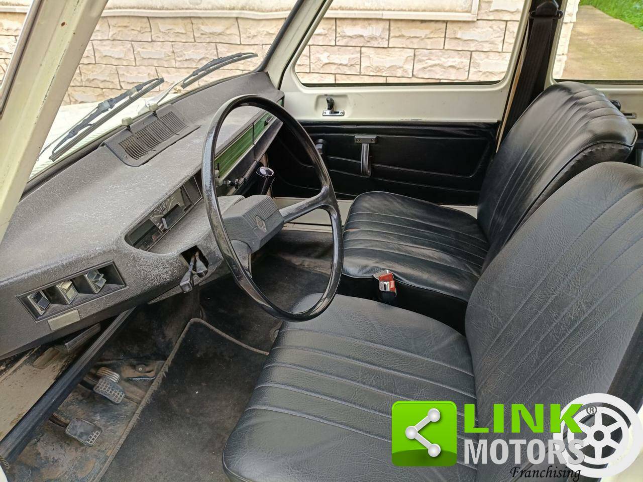 For Sale: Renault R 6 (1976) offered for £2,333
