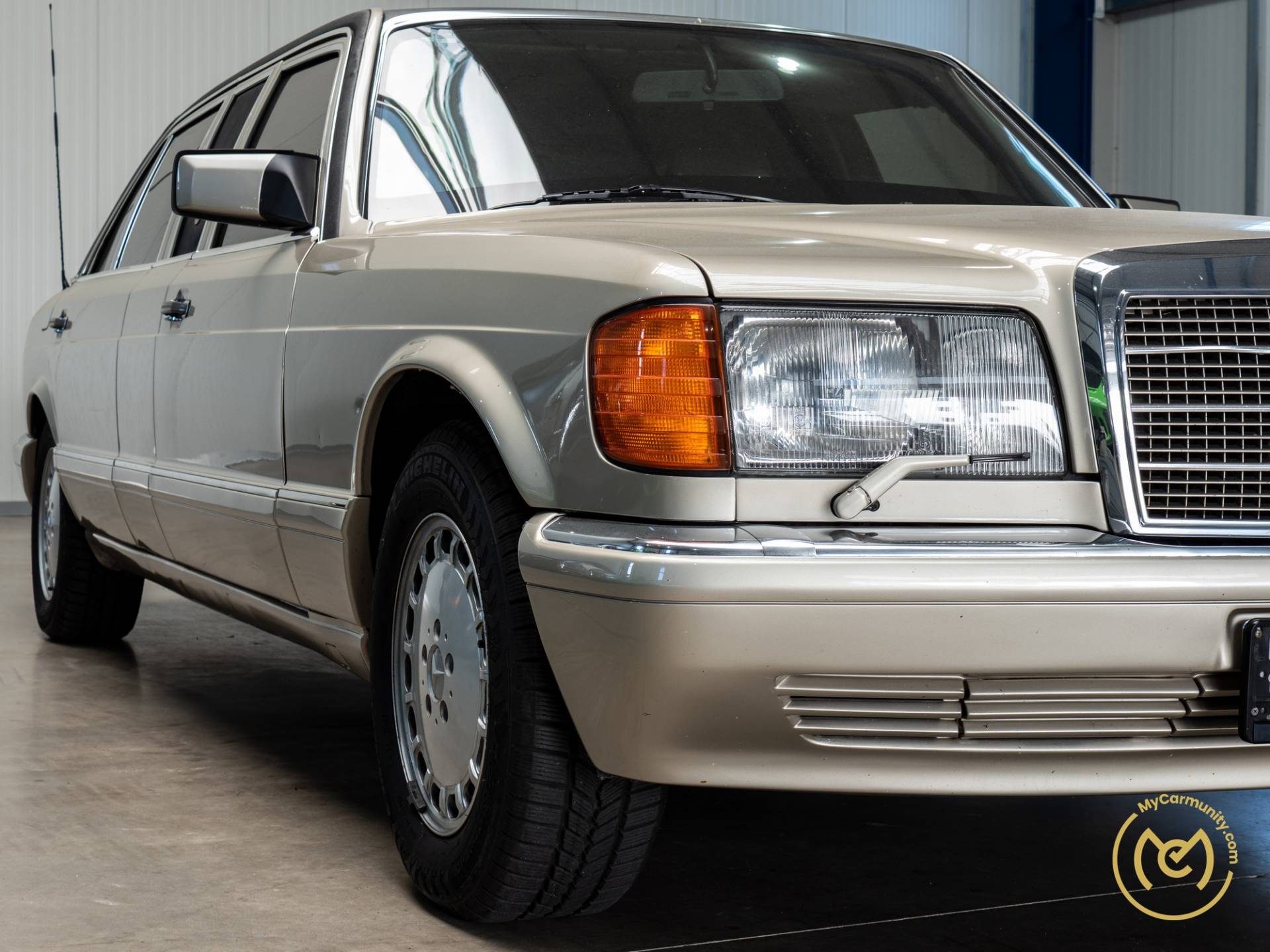 En Venta: Mercedes-Benz 560 SEL (1990) ofrecido por 47.900 EUR