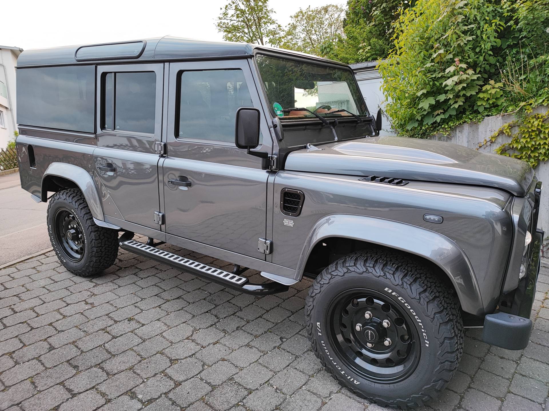 Zu Verkaufen: Land Rover Defender (2016) angeboten für 94