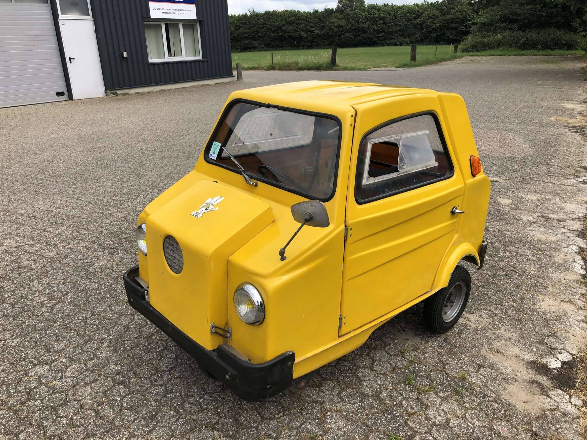 Acoma Mini Comtesse (1976) for Sale - Classic Trader