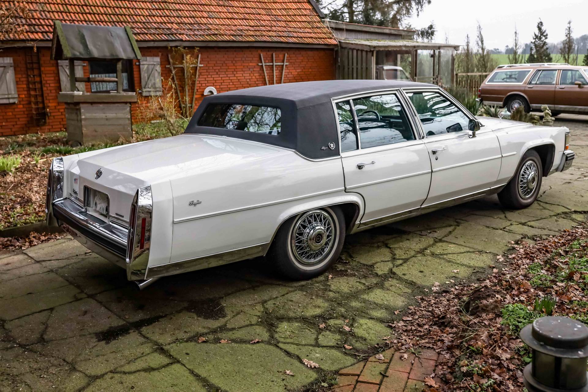 en-venta-cadillac-fleetwood-brougham-1987-ofrecido-por-11-000-eur