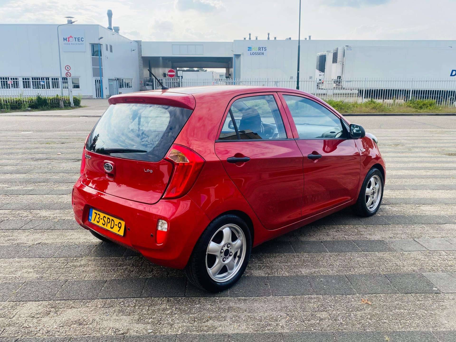 For Sale: Kia Picanto 1.2 CVVT (2011) offered for €5,250