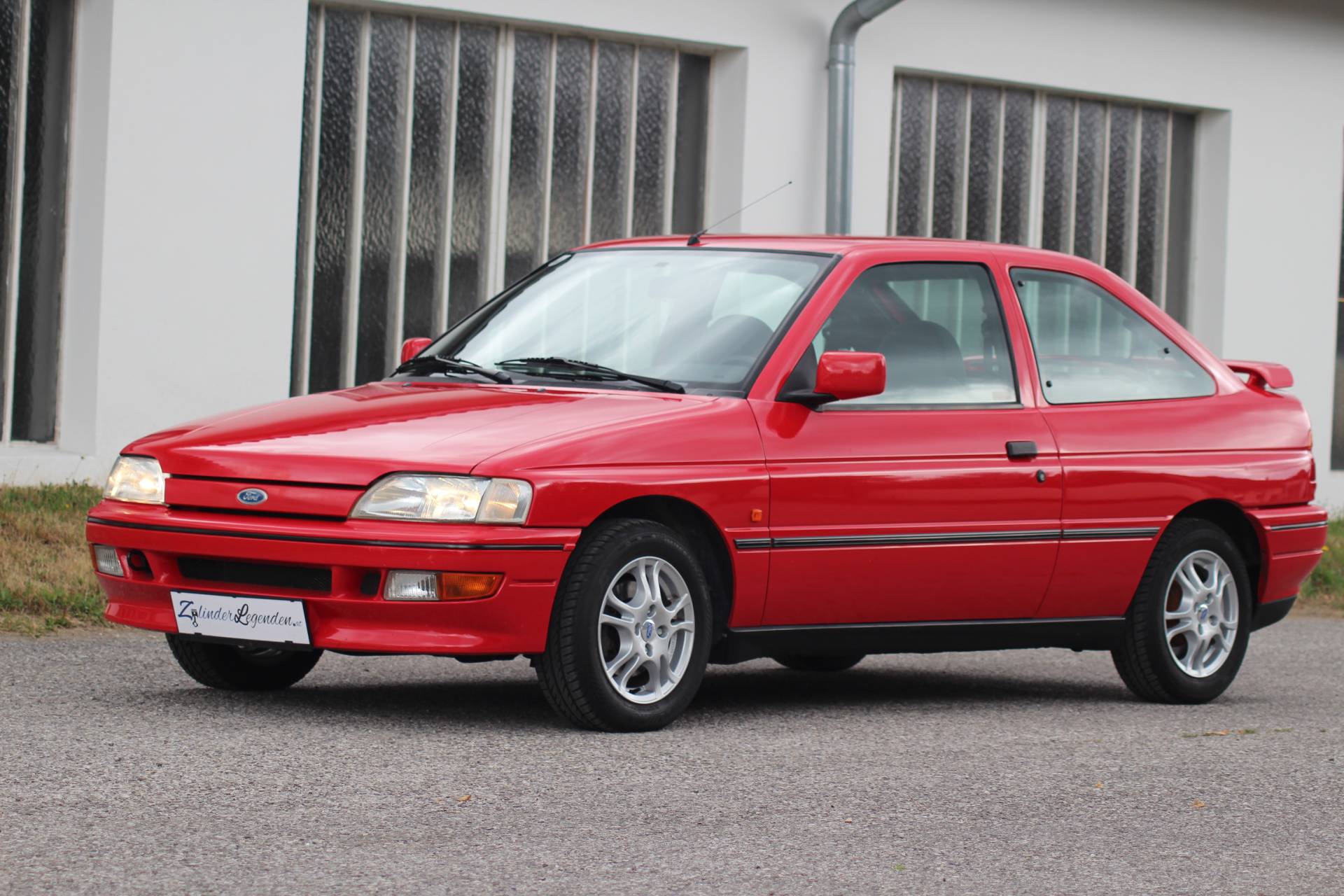 For Sale: Ford Escort XR3i (1992) offered for £7,711