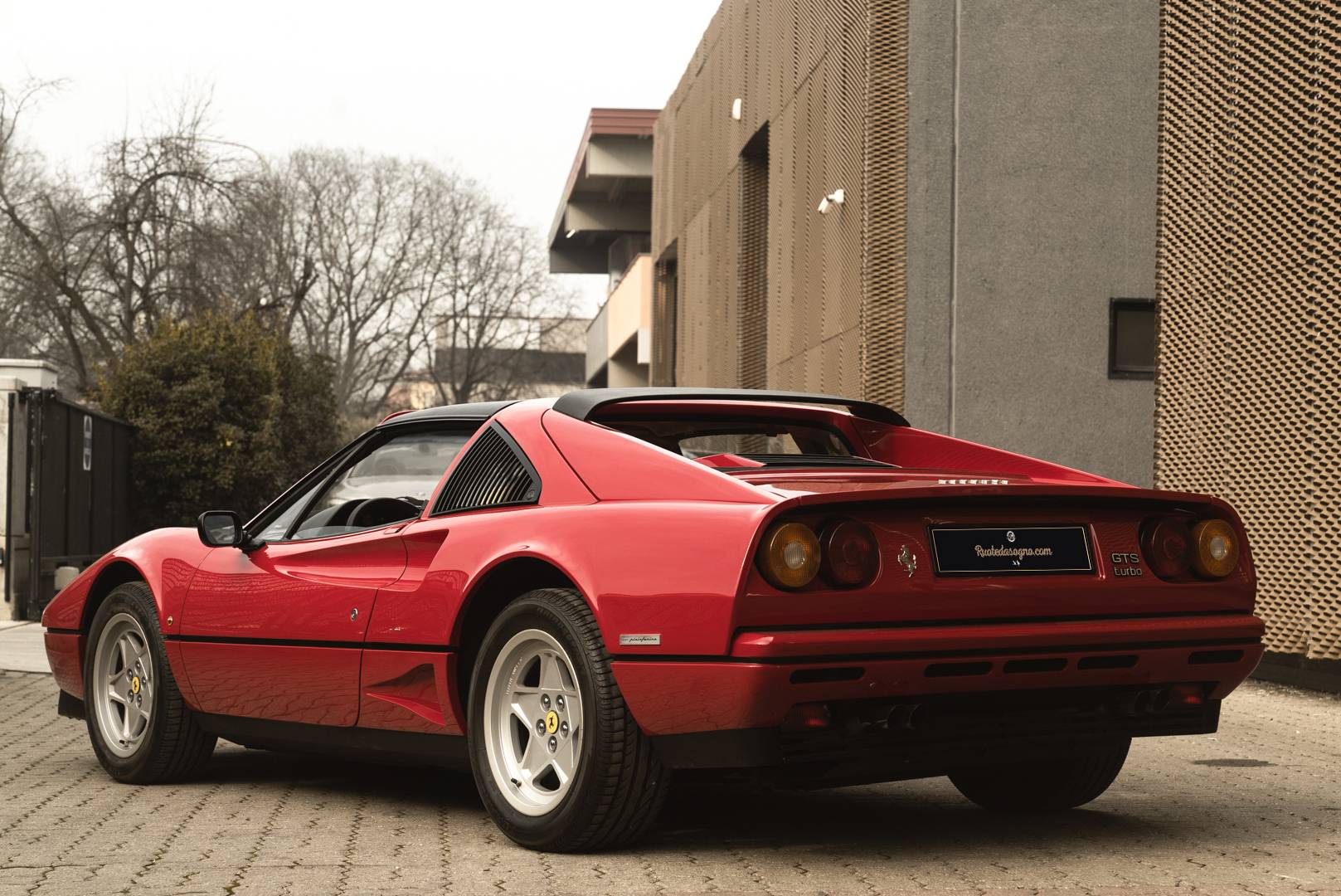 For Sale: Ferrari 208 GTS Turbo (1987) offered for GBP 76,431
