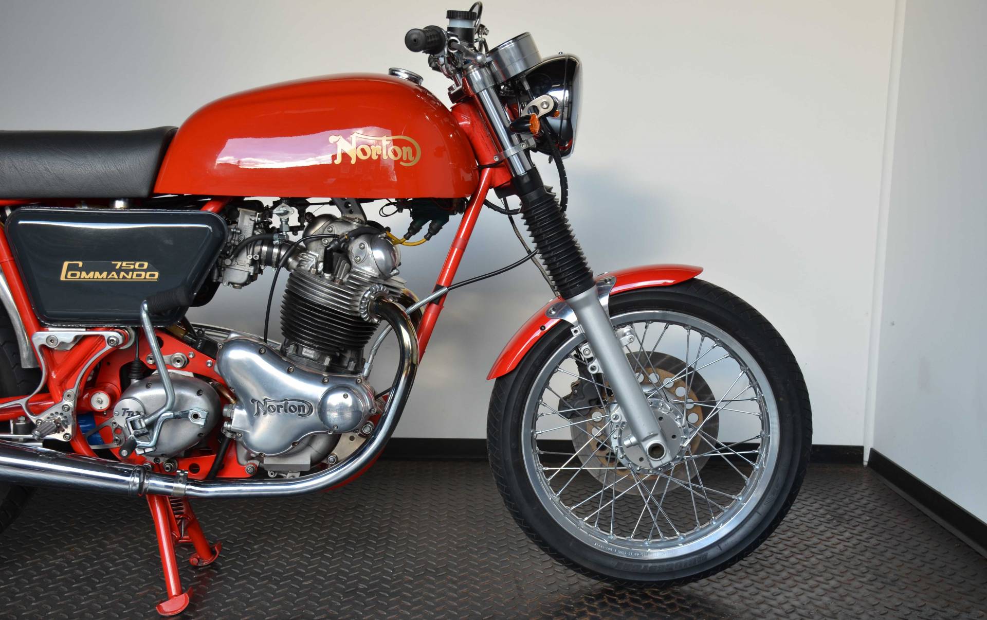 Norton Commando 750 Fastback Oldtimer Motorrad kaufen - Classic Trader