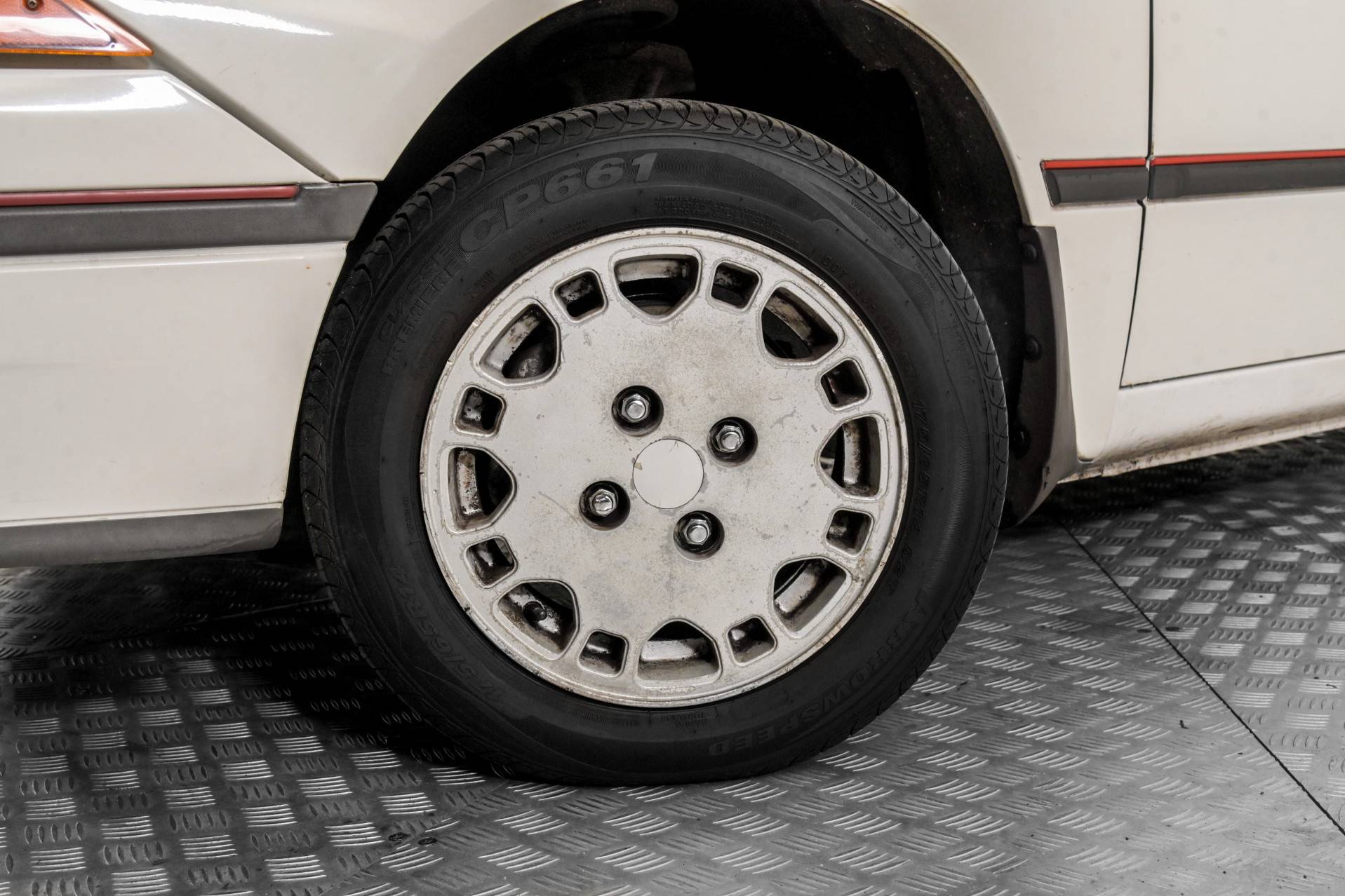 For Sale: Mercury Capri XR2 (1993) offered for GBP 3,414