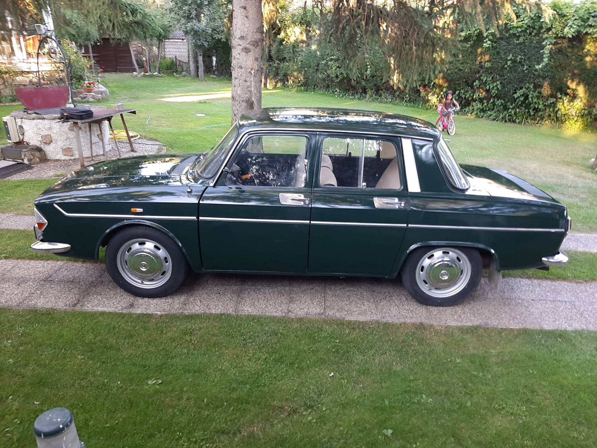 For Sale: Renault R 10 1100 (1967) offered for GBP 4,970