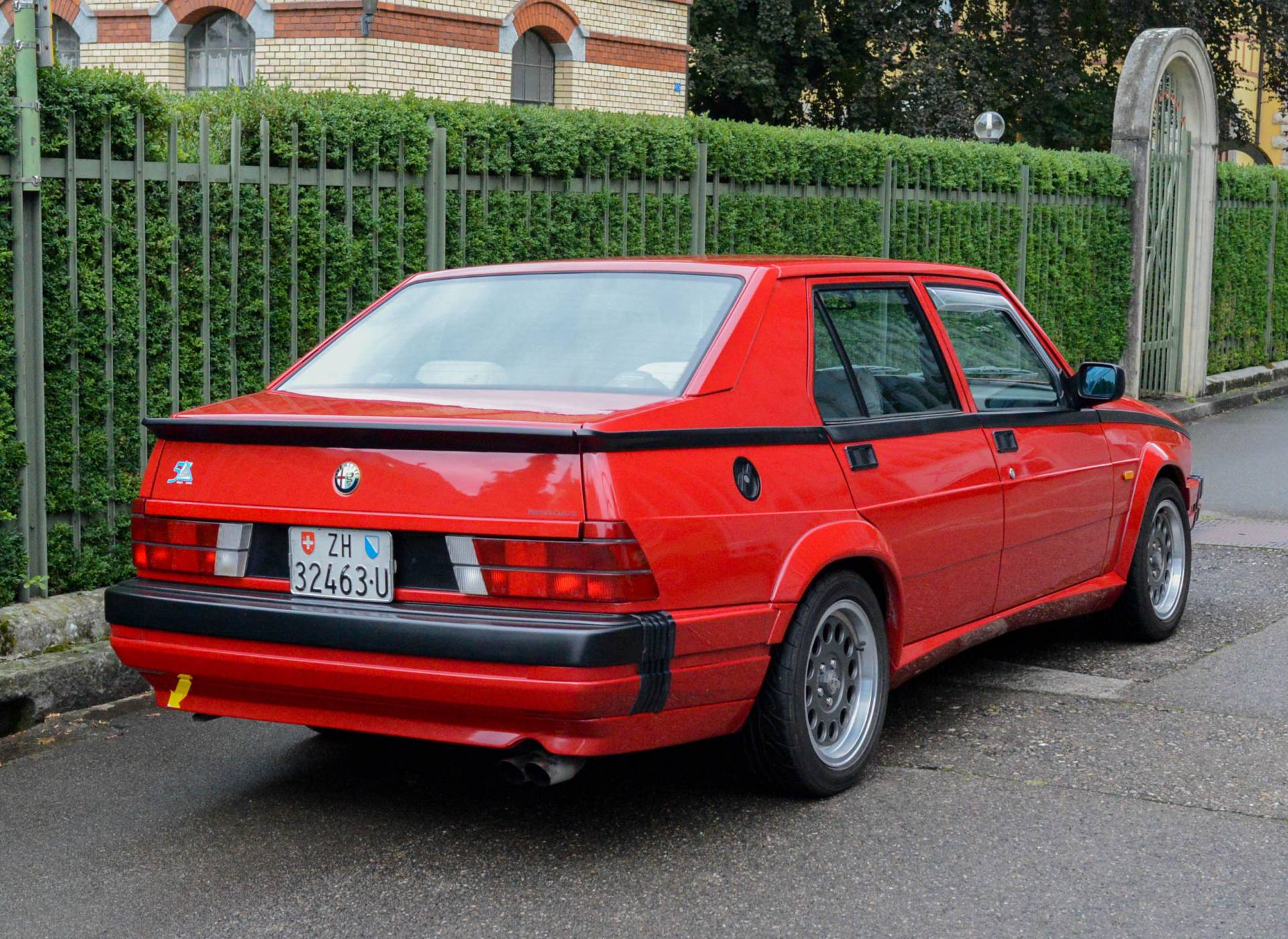 For Sale: Alfa Romeo 75 3.0 V6 America (1988) offered for AUD 37,291
