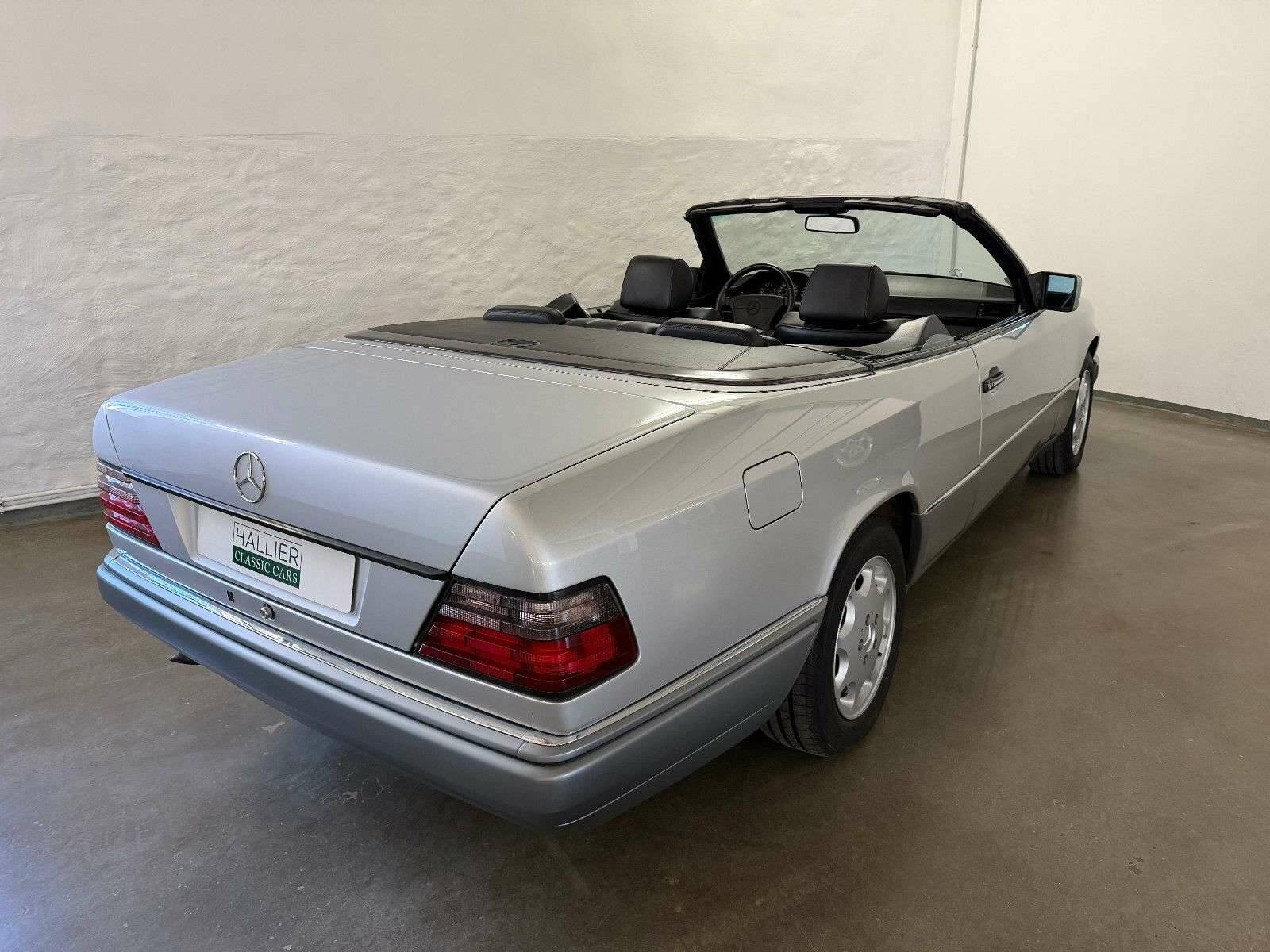 For Sale: Mercedes-Benz E 200 (1995) offered for £15,986